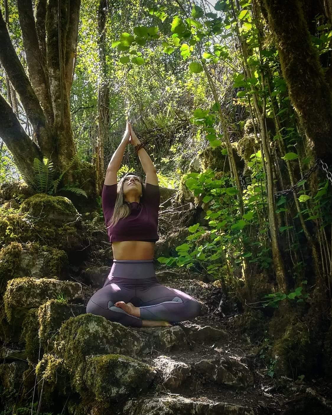 Centro de yoga y masajes en Gijón - Mariana Simón Quiromasaje y Yoga